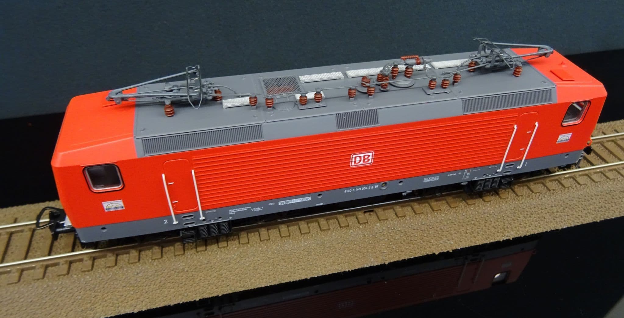 HO Era 6 Locomotives and Train Packs